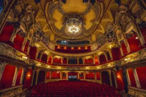 B_0526_Riedel-Berliner_Ensemble2_Interior - film-tv-video.de